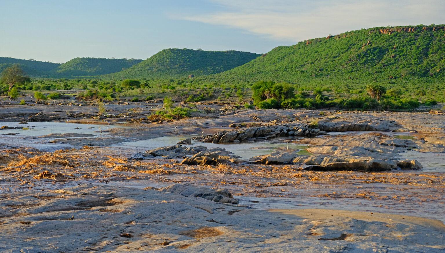 Tsavo East National Park Safaris & Travel Guide
